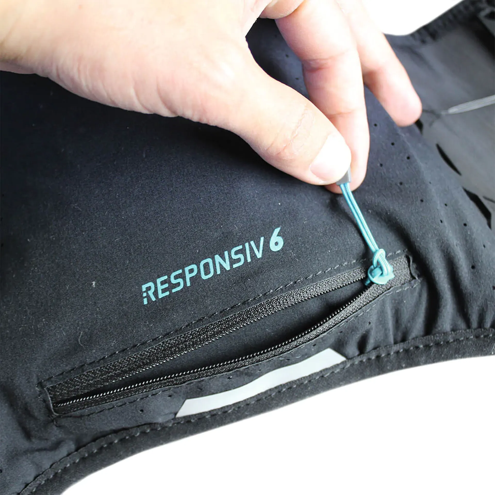 Raidlight Responsiv 6L V2R Womens Running Vest Pack Black/IceBlue